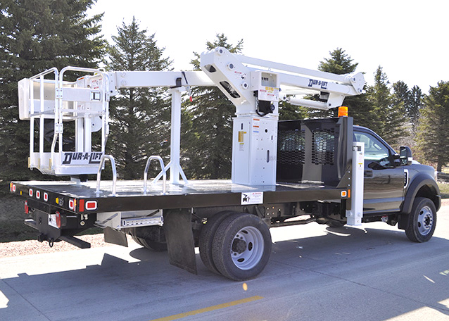 Sign, Lighting, and Traffic Bucket Trucks | Dur-A-Lift