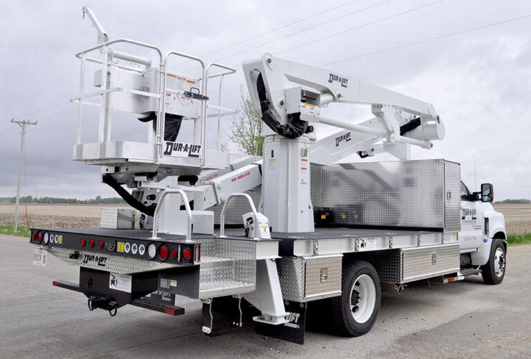 Sign, Lighting, and Traffic Bucket Trucks | Dur-A-Lift