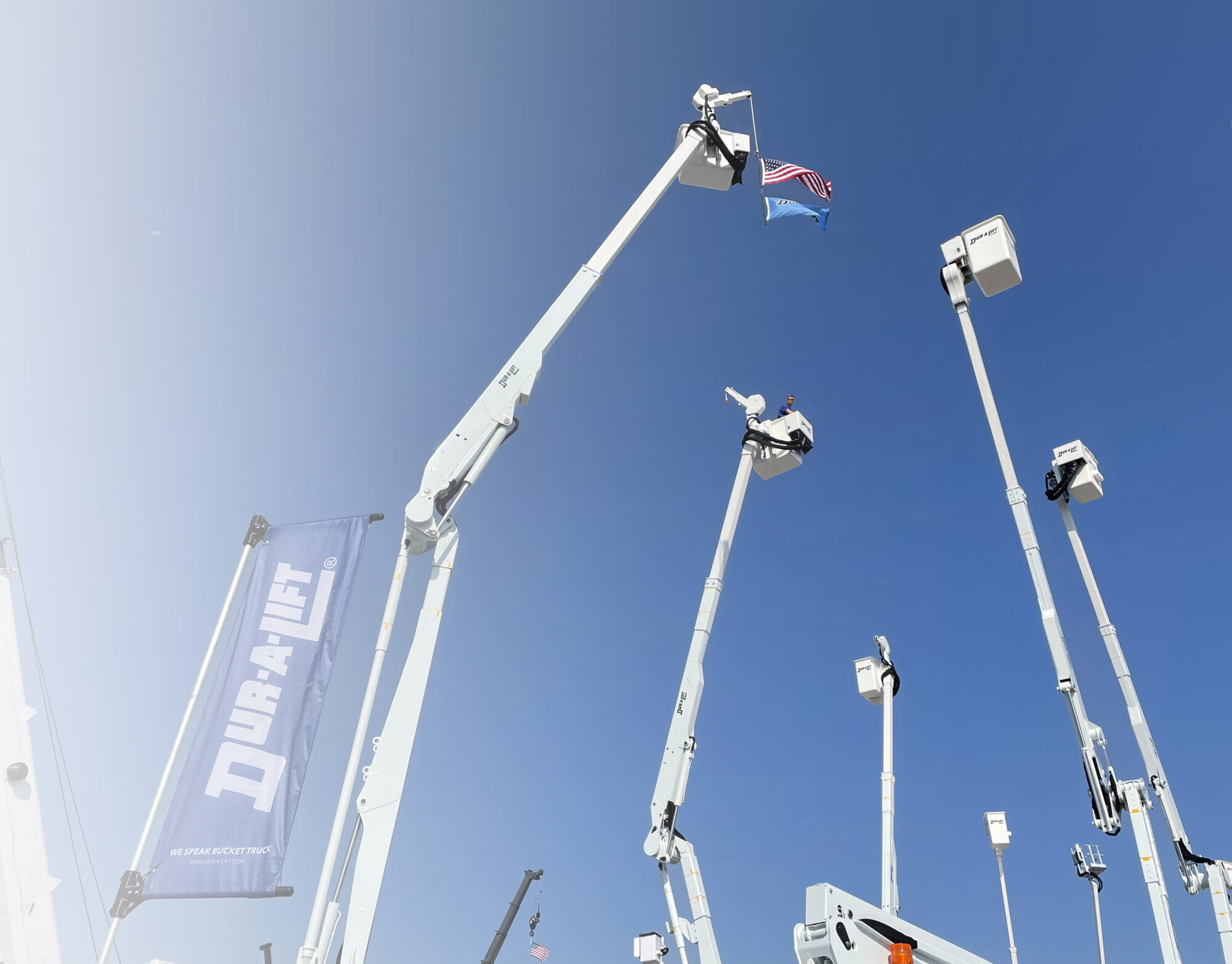 Find a Dealer | Dur-A-Lift Inc.